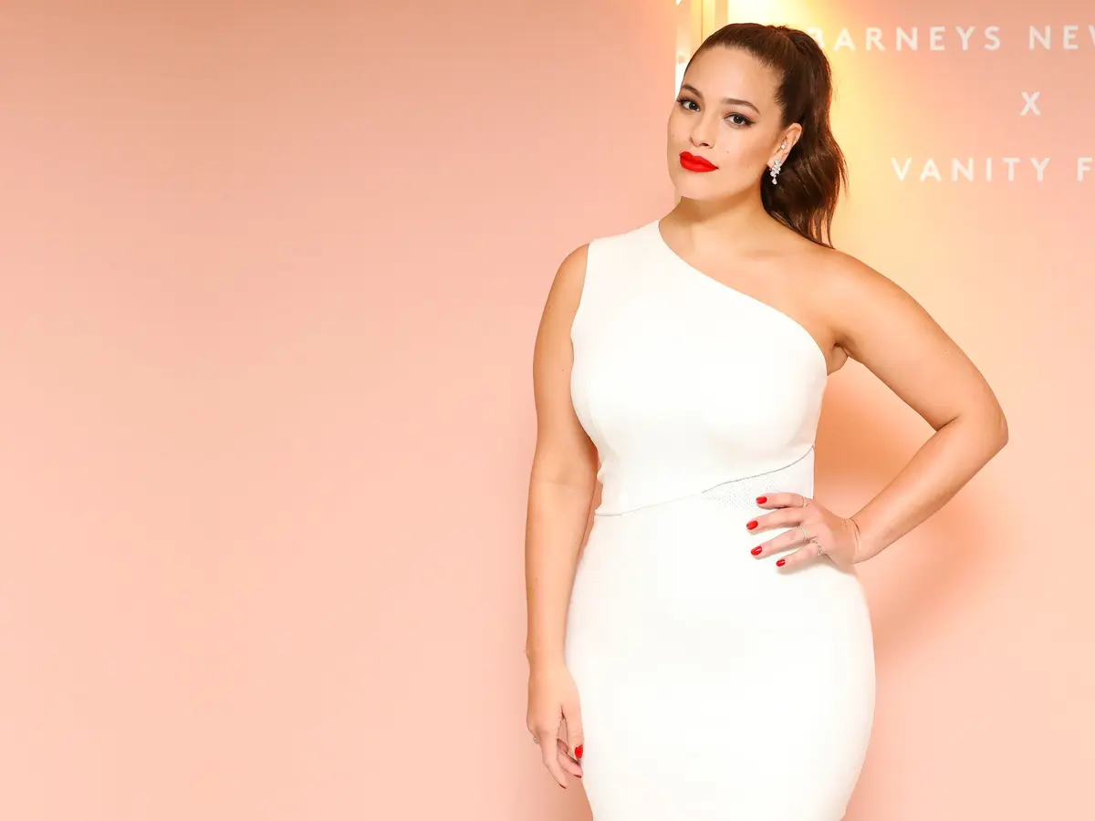 Jak se obléká nejslavnější plus size modelka Ashley Graham? - Proženy.cz