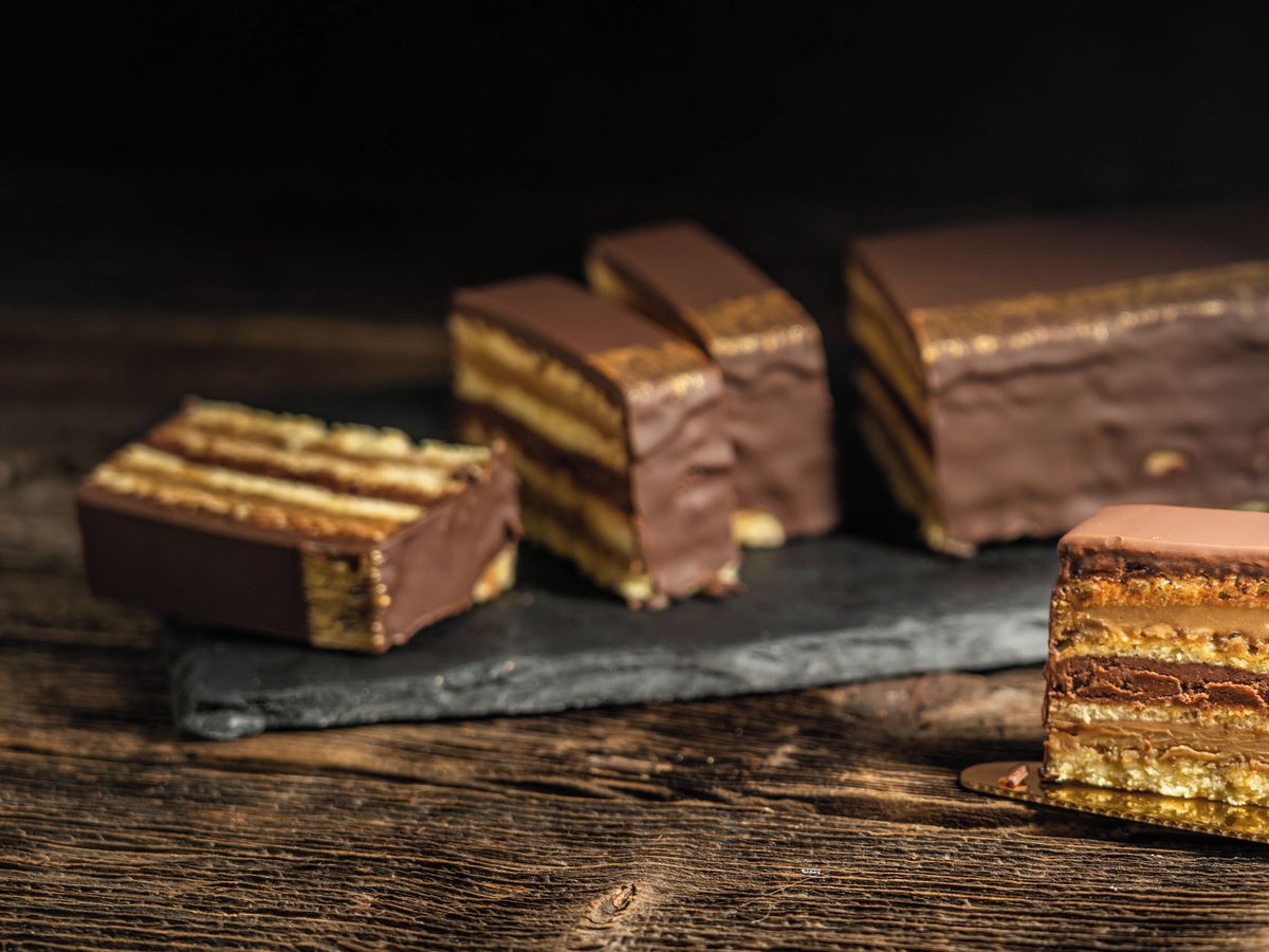 Řezy Opera: tradiční recept s kávou a čokoládou