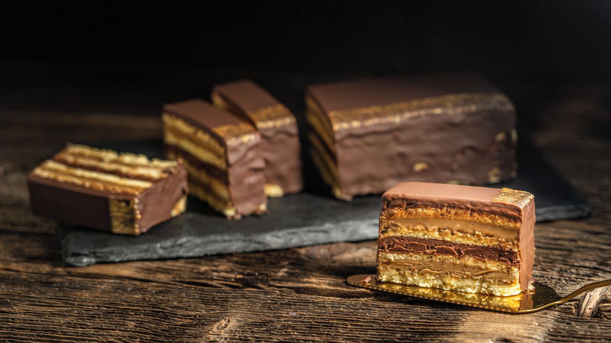 Opera: elegantní kávové řezy s čokoládou